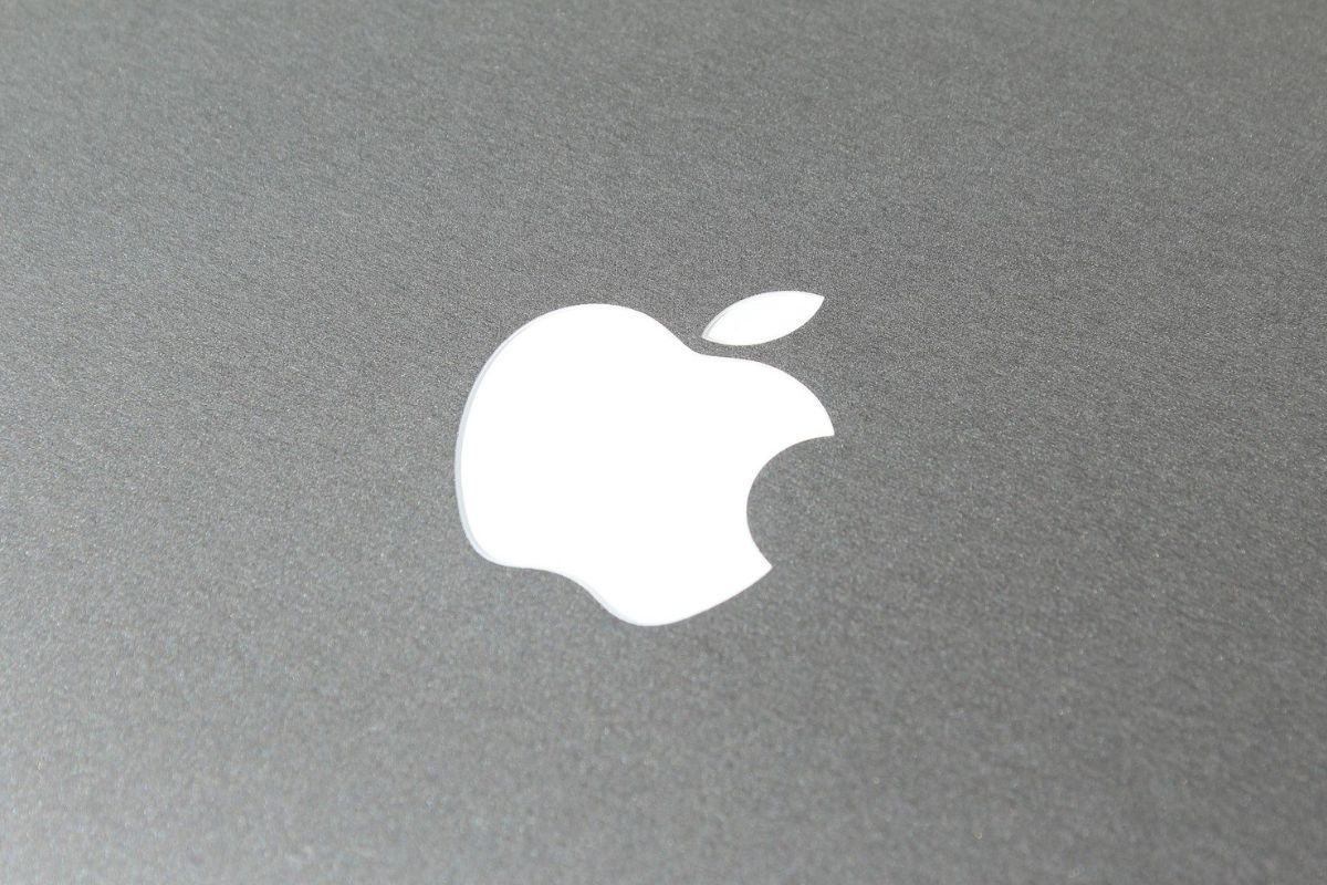 Novia celosa de Indiana rastreó a su novio usando un Apple AirTag y lo ...