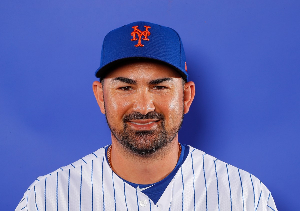 Adrián 'El Titán' González pide $16.48 millones de dólares por mansión ...