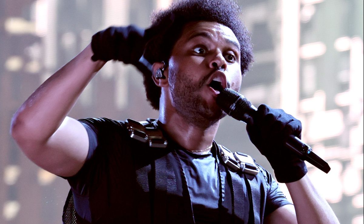 Un hombre muere al caer durante un concierto de The Weeknd - El Diario NY