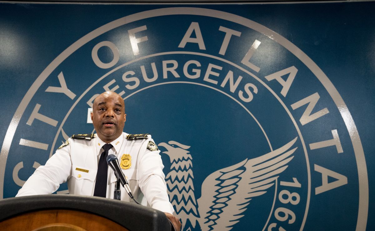 Desamparado víctima de policía abusador en Atlanta recibirá $100 ...
