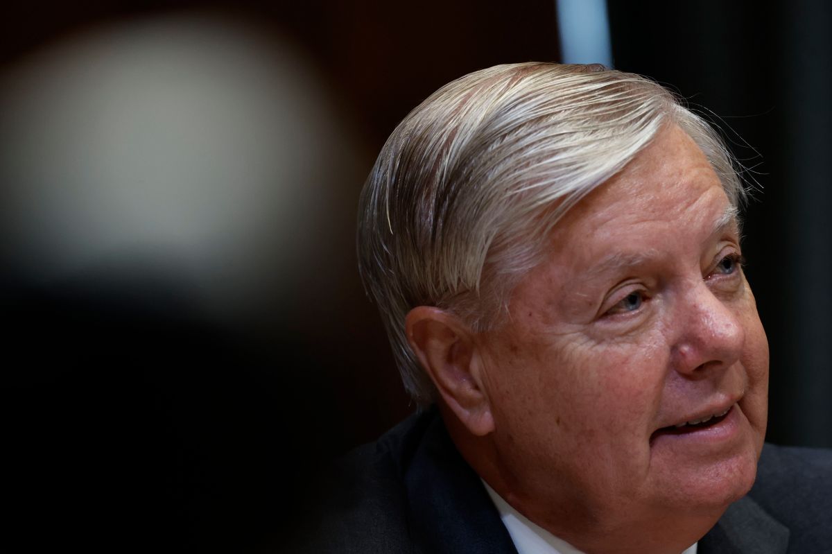 Tribunal de apelaciones detiene temporalmente orden que exige a Lindsey ...