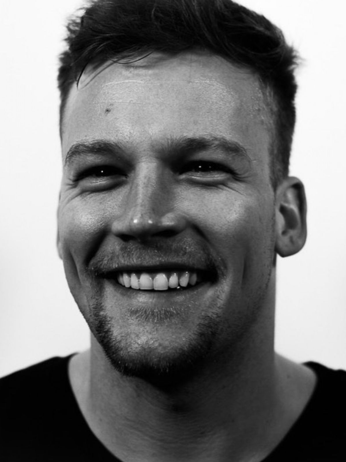 Murió Robert Cormier, actor de “Heartland”, a los 33 años - El Diario NY