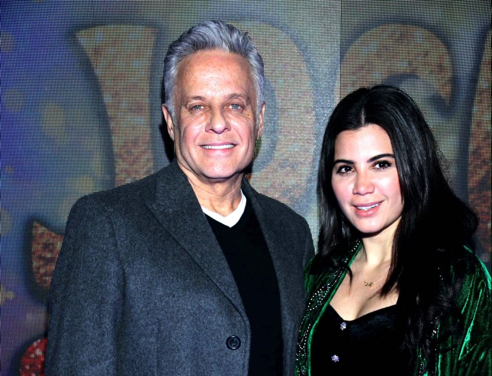 Alexis Ayala se compromete con Cinthia Aparicio, su novia 28 años menor ...