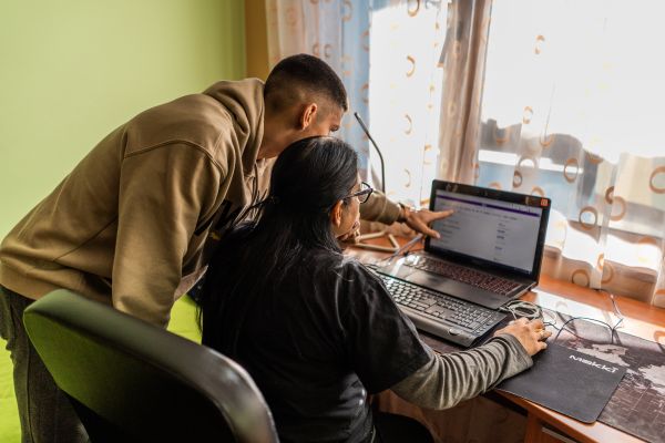 Estudiante peruano de 19 años crea un buscador web en 109 idiomas - El ...