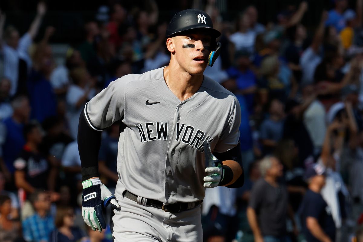 A ritmo de récord: Aaron Judge dispara dos nuevos cuadrangulares para que Yankees vencieran a ...