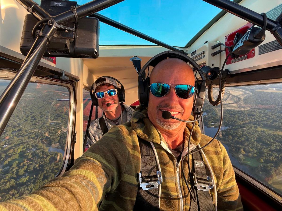 Piloto experimentado murió al estrellarse minutos después de despegar ...