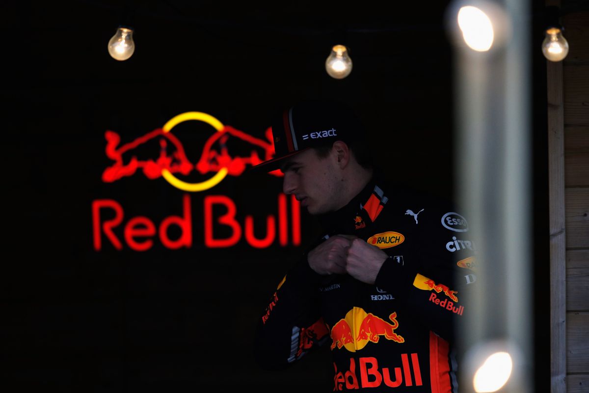 Fórmula 1 Multa A Red Bulls Con 7 Millones De Dólares Por Superar El