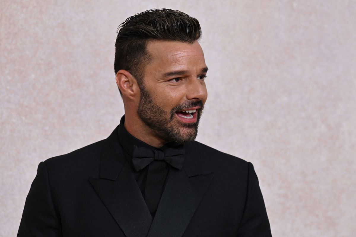 Ricky Martin reaparece rejuvenecido y aseguran que “casi” se borra el ...