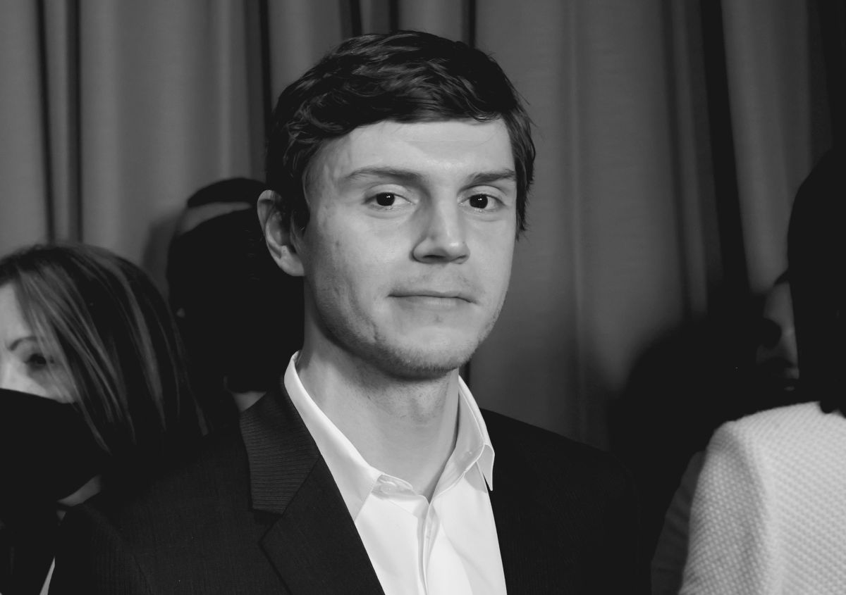 Evan Peters, protagonista de la serie de Jeffrey Dahmer, pidió no ...