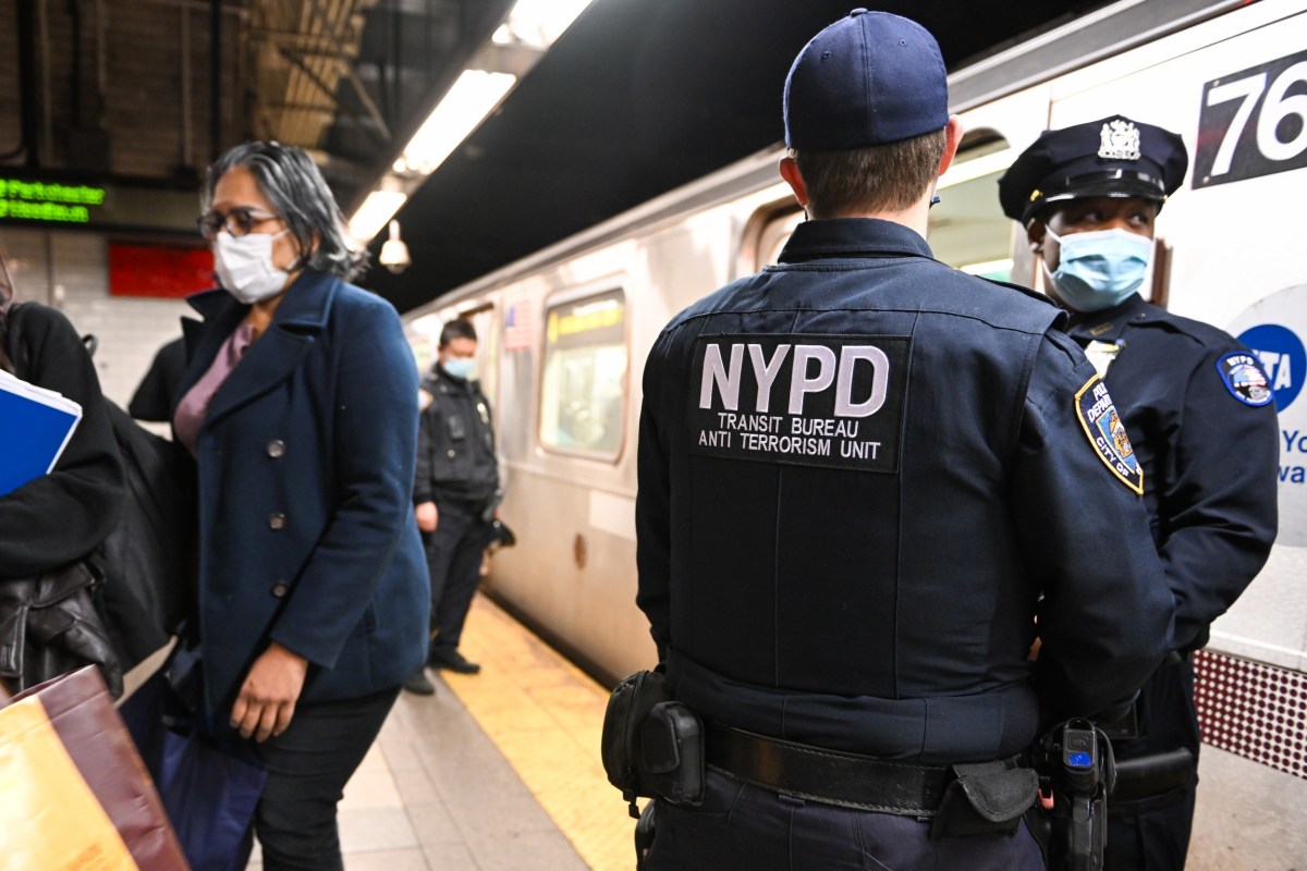 FBI y policías de Nueva York en calma, pero alerta ante posibles ...