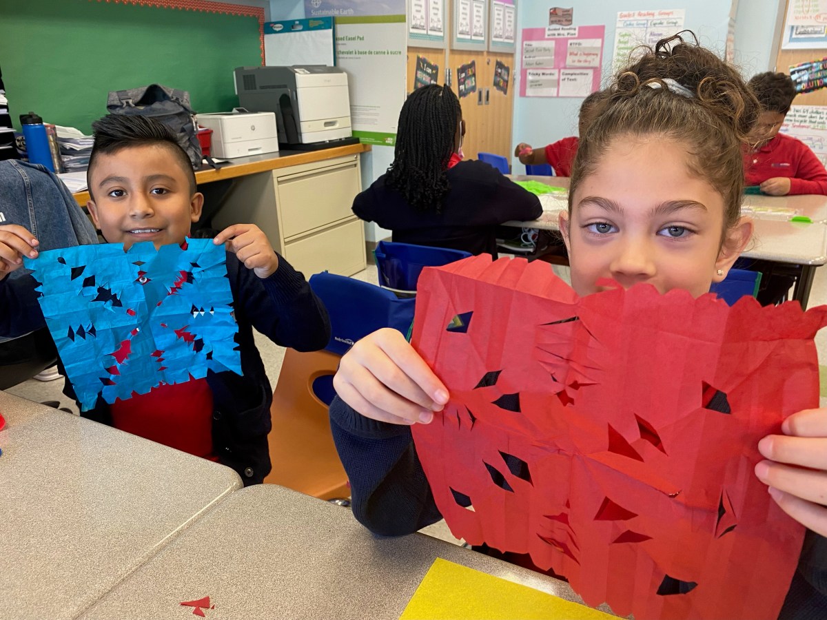 KIPP Academy cierra el Mes de la Herencia Hispana al ritmo del mambo ...