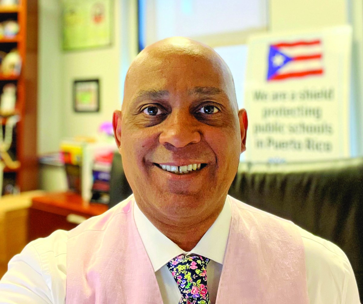 El Awards 2022: Nicholas Cruz- Director de la Oficina de la Comunidad y ...