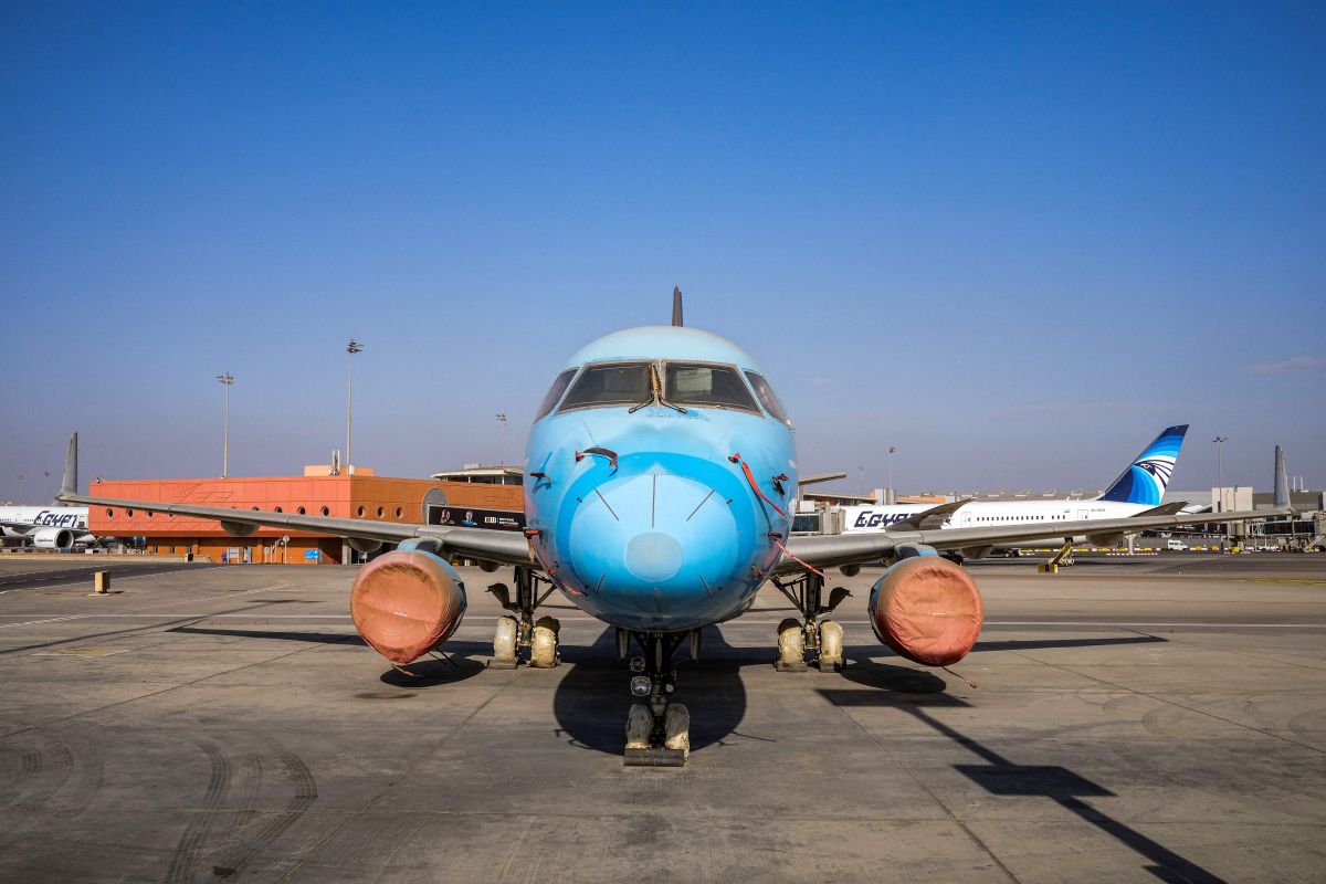Trabajador Muere Al Ser Ingerido Por El Motor De Un Avión En Un