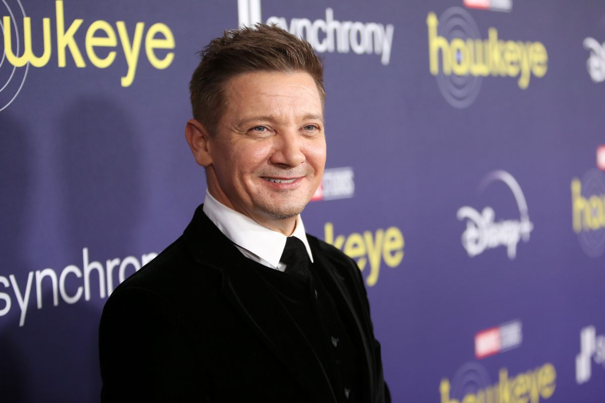 Jeremy Renner festejó su cumpleaños 52 en la unidad de cuidados ...