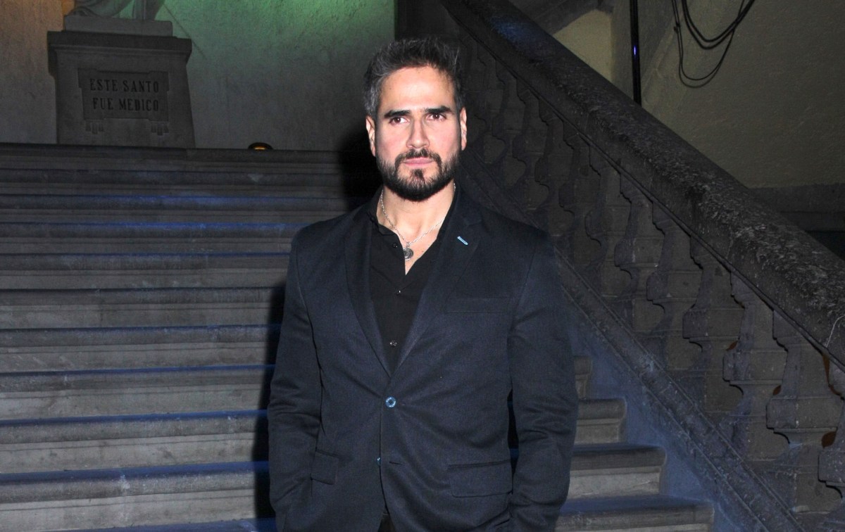 Daniel Arenas no aclara los rumores sobre su relación con Daniela ...