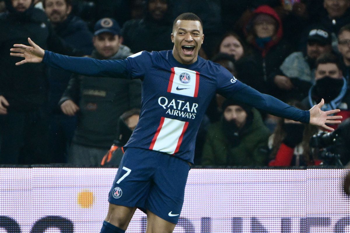 Kylian Mbappé igualó a Edinson Cavani como el máximo goleador histórico ...