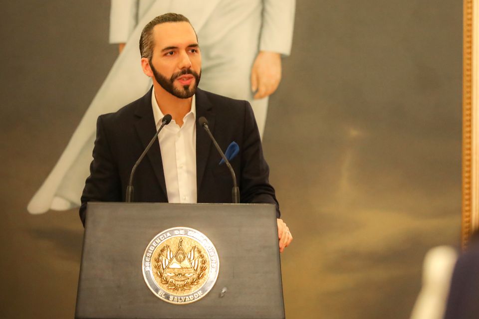 Nayib Bukele inaugura la prisión más grande en Latinoamérica para ...