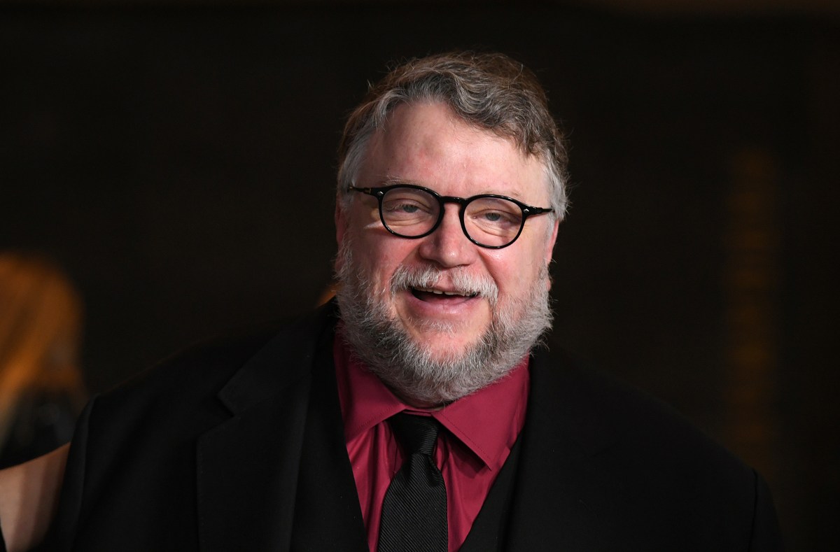 Guillermo del Toro sorprende haciendo un cameo como criminal en la ...