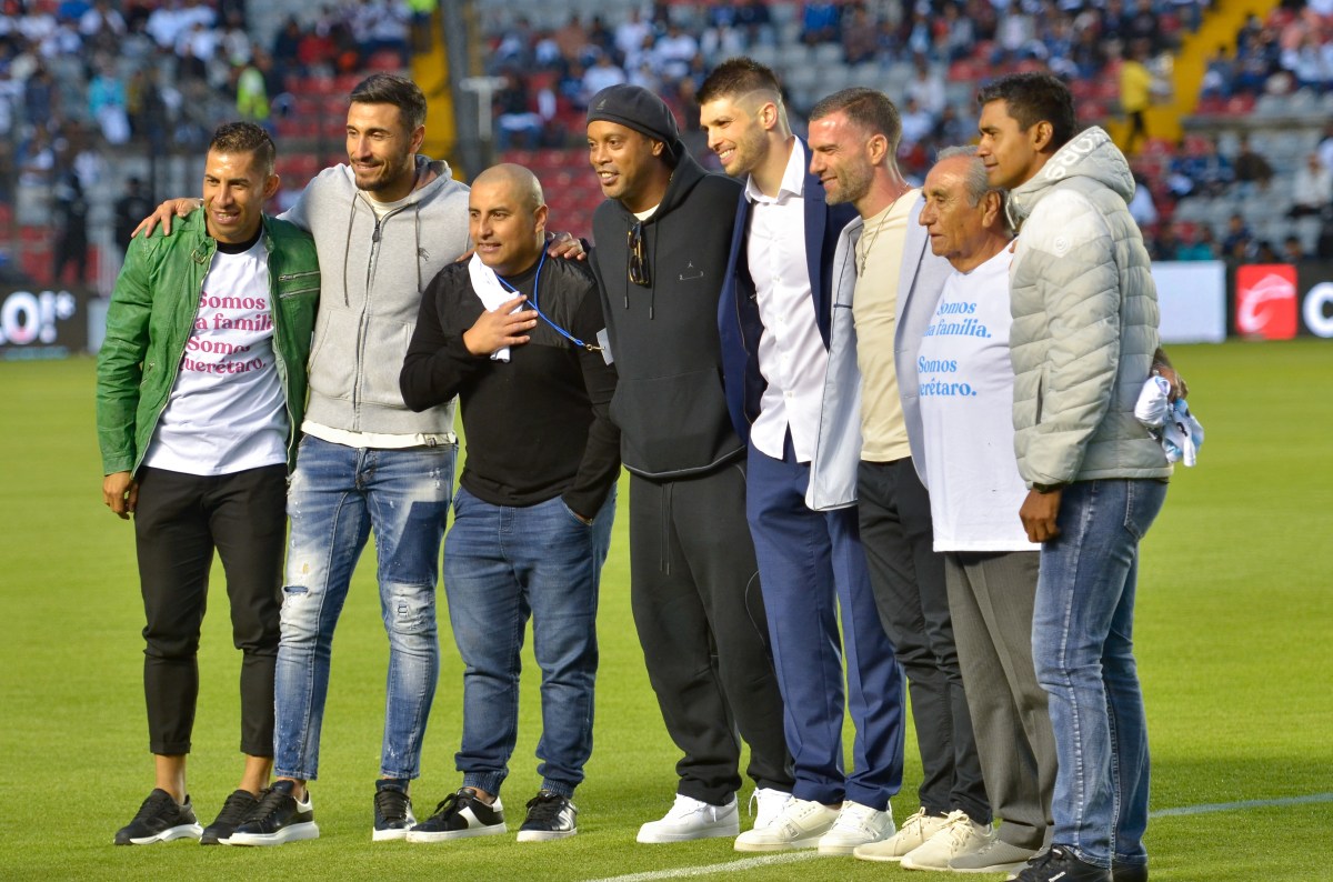 Fanaticada de los Gallos Blancos de Querétaro realizó una impresionante ...