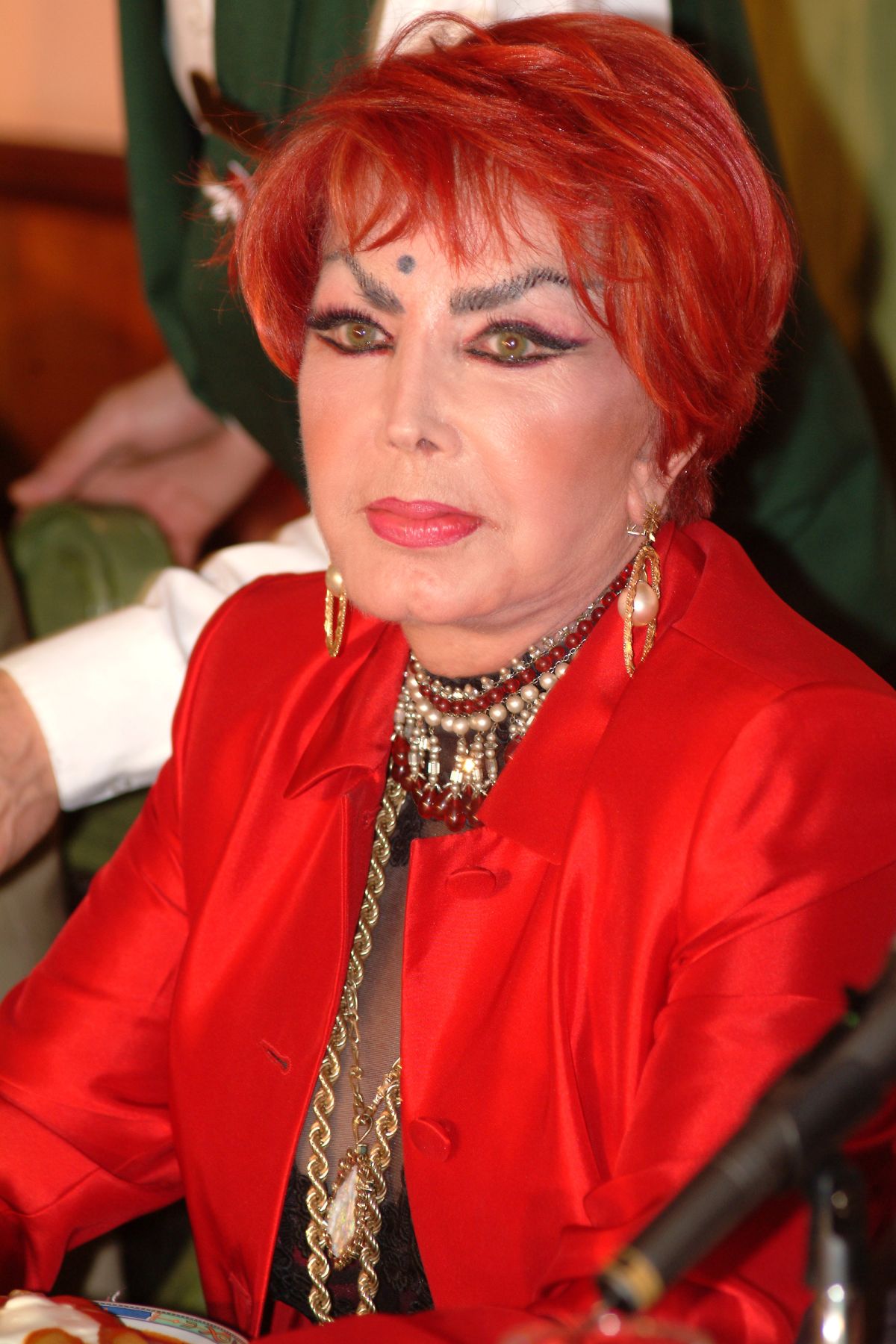 Muerte de Irma Serrano: famosos reaccionan a la noticia y comparten ...