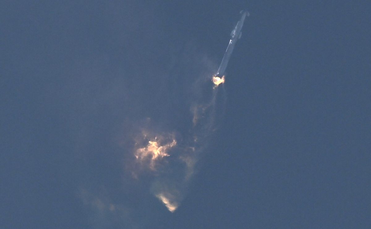 Video: El momento en el que el cohete Starship de SpaceX explotó en los ...