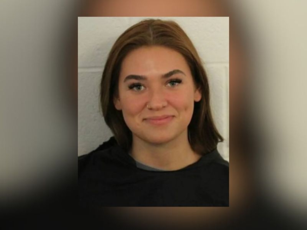 Arrestan a mujer en Georgia por entrar a restaurante y prepararse su propia ensalada de $500 ...