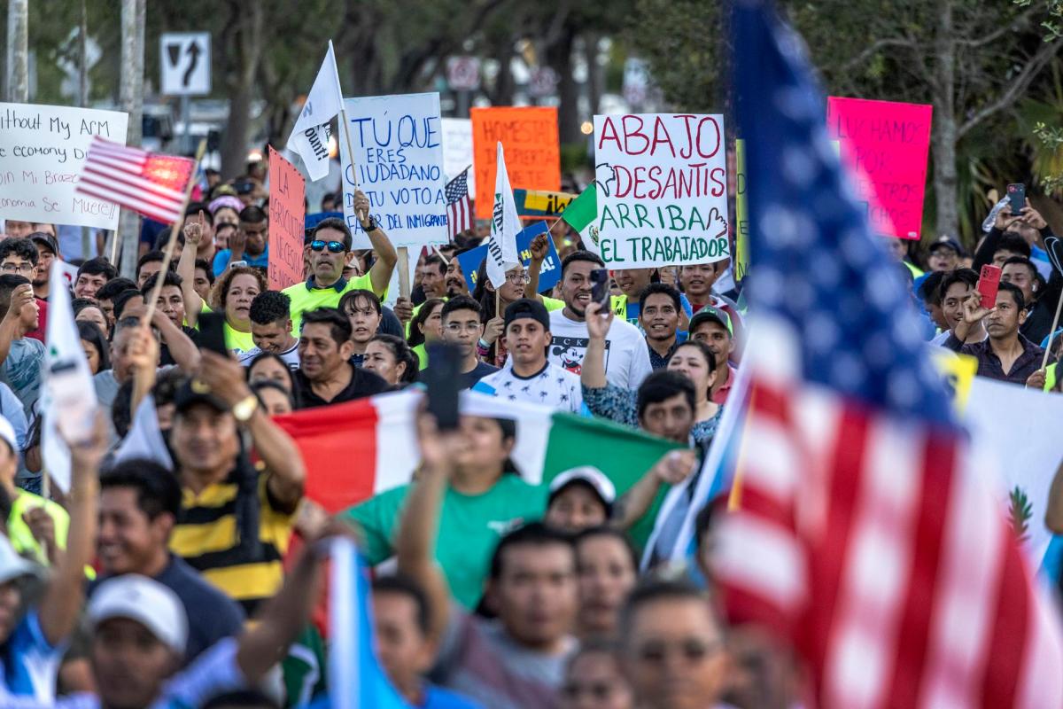 La ley SB 1718 de DeSantis tiene a miles de inmigrantes de Florida en ...