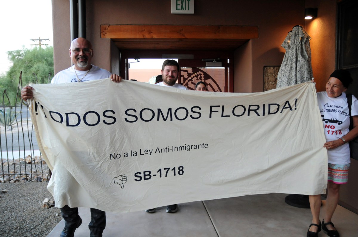 Inmigrantes se manifiestan en la capital de Florida en la víspera de la ...