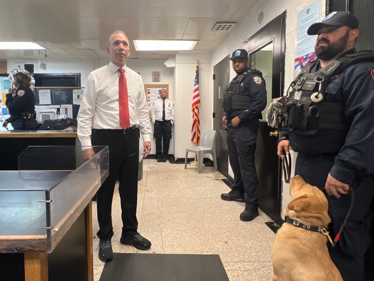 Comisionado Louis Molina: “No es cierto que en la cárcel de Rikers la ...