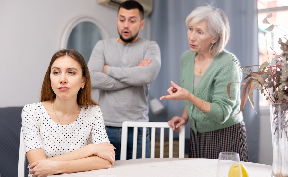 Columa de la Dra. Nancy Alvarez: Alianzas familiares y conflictos ...