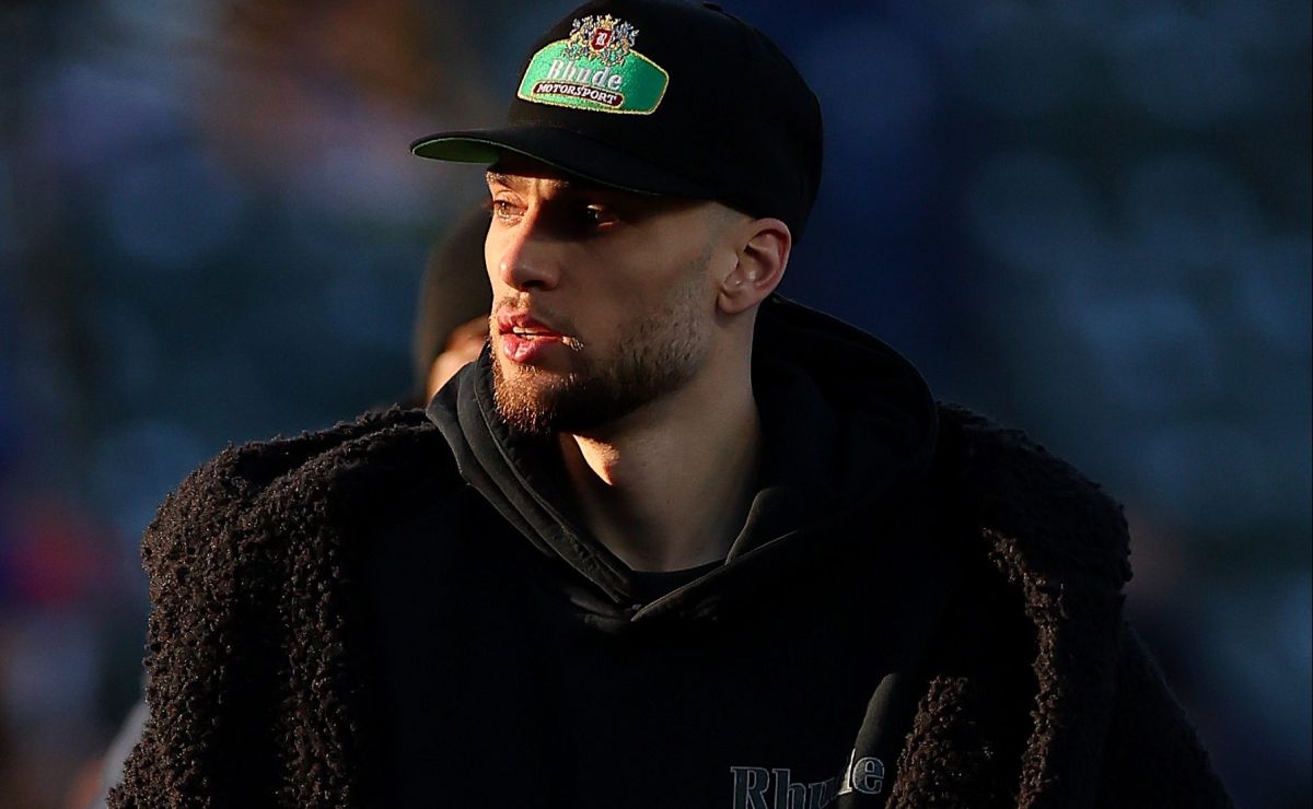 Zach LaVine pagó $34 millones de dólares por una mansión en Newport ...