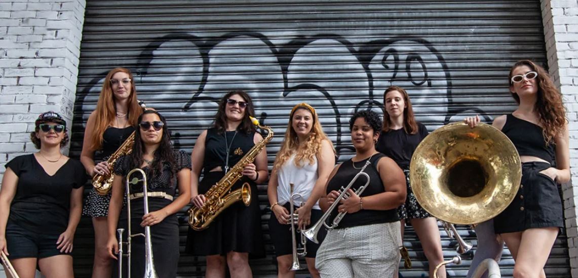 Brass Queens se convierte en la mejor banda y obtiene el premio Riders ...