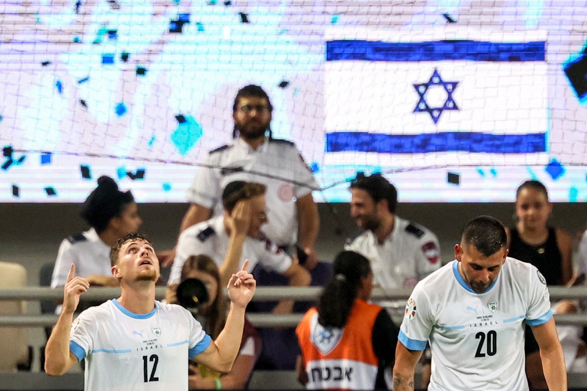 Suspenden oficialmente liga de fútbol de Israel tras guerra contra ...
