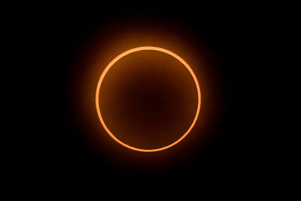 Las Mejores Fotos Del Eclipse Solar Anillo De Fuego De Octubre De