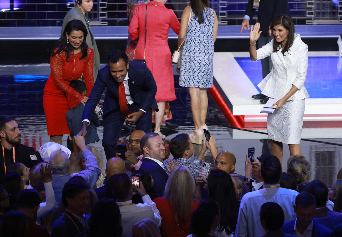 Ramaswamy dice que Haley es "Dick Cheney con tacones de 3 pulgadas ...