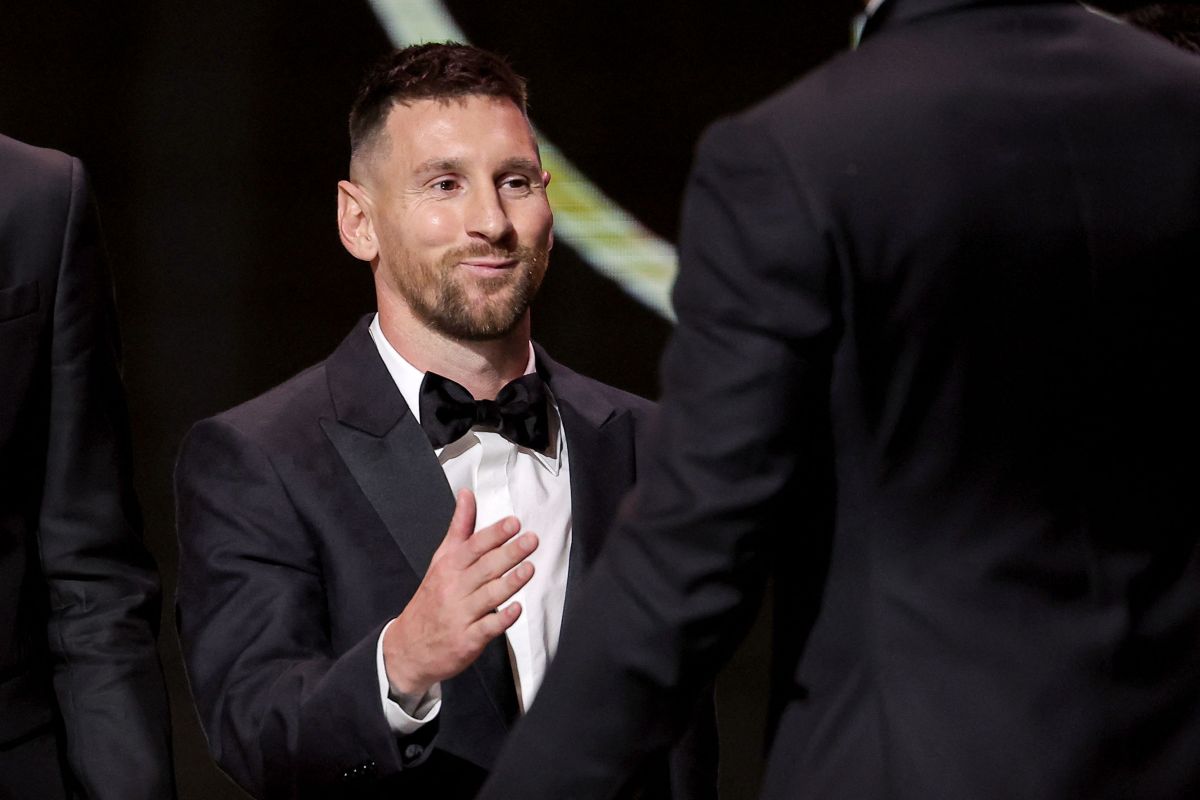 Leo Messi sorprende a todos al ser captado disfrutando del concierto de ...