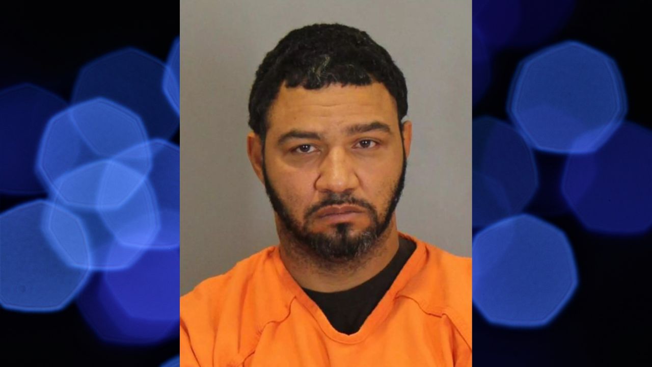 Padre de Nebraska dispara a su hijo de 10 años en Thanksgiving pensando ...