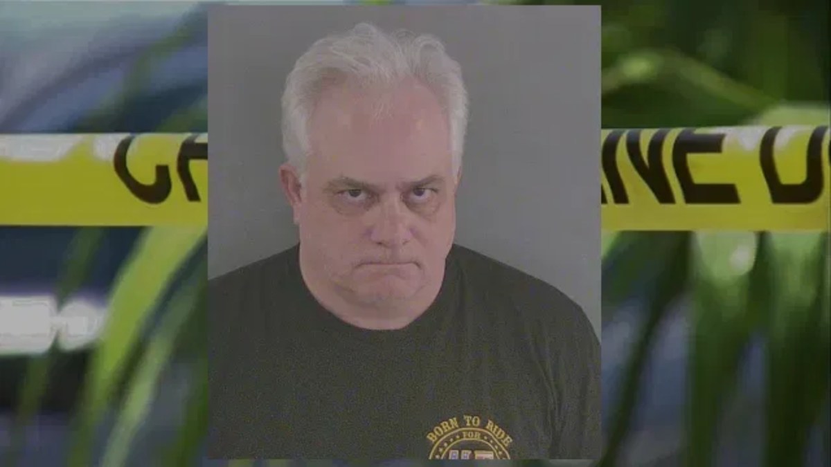 Líder de grupo pro-Trump fue sentenciado por haber firmado por su padre ...