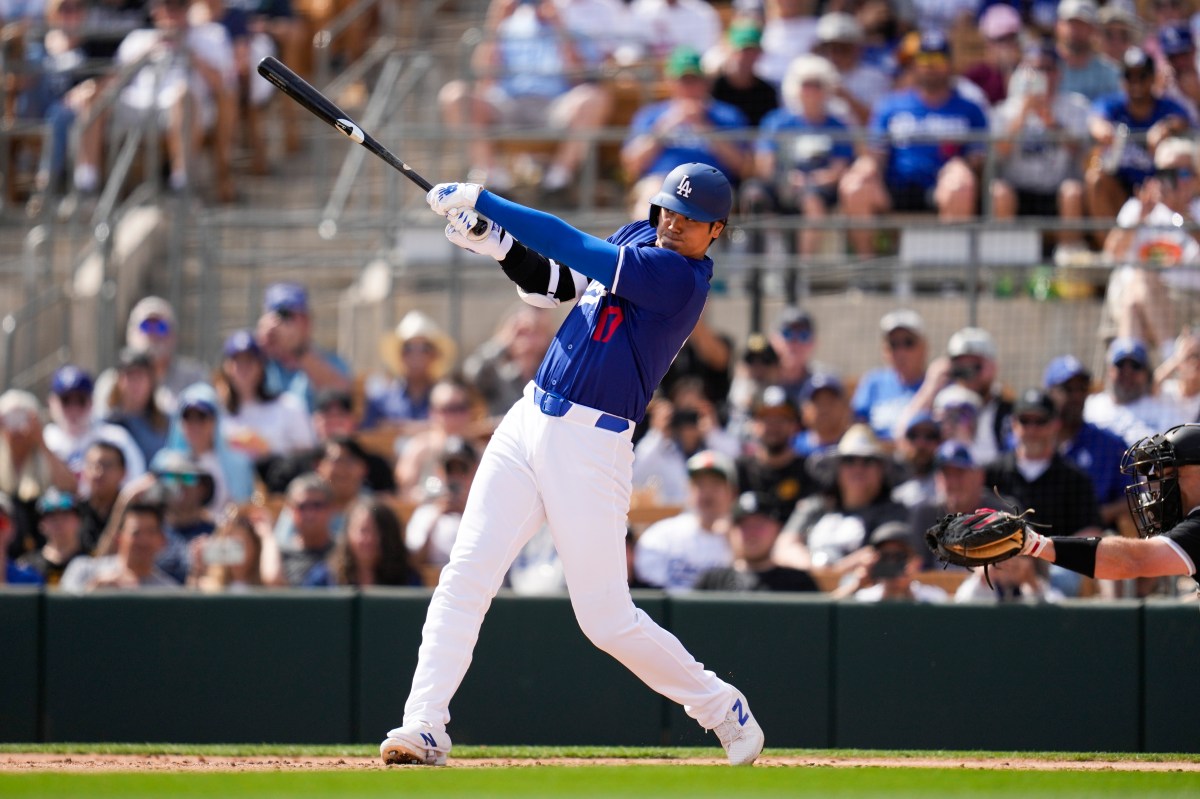 Shohei Ohtani se estrenó como jonronero en su primer juego con los Dodgers [Video] - El Diario NY