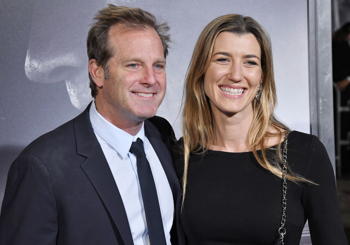 Se suicida esposa de Bradley Thomas, productor de “Killers of the ...