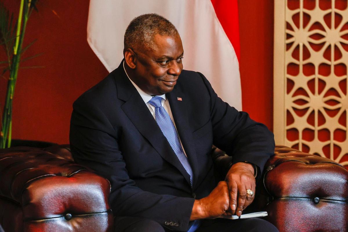 "Debí habérselo dicho al presidente": Austin se disculpa por el manejo ...