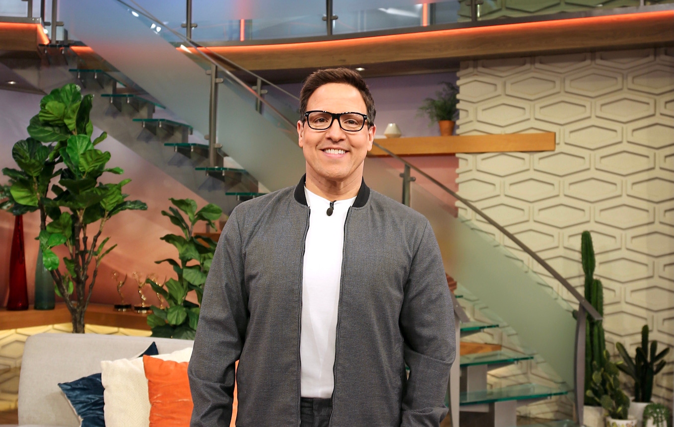 Raúl González revela los detalles de su trabajo en Telemundo y su ...