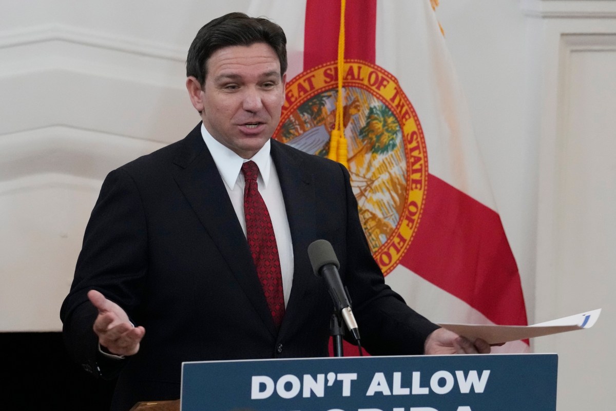 Ron DeSantis despliega a cientos de polícias contra inmigrantes en ...
