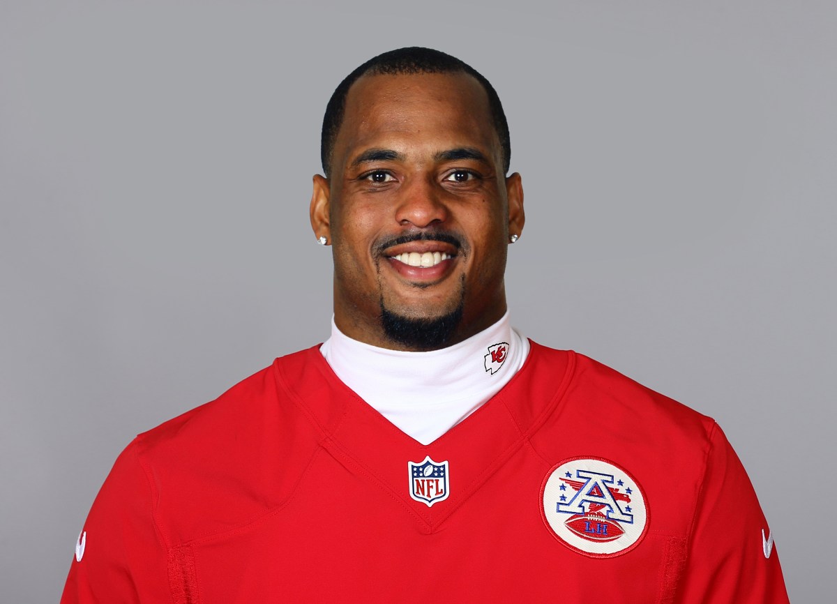 Derrick Johnson pide $4 millones de dólares por su mansión en Austin ...