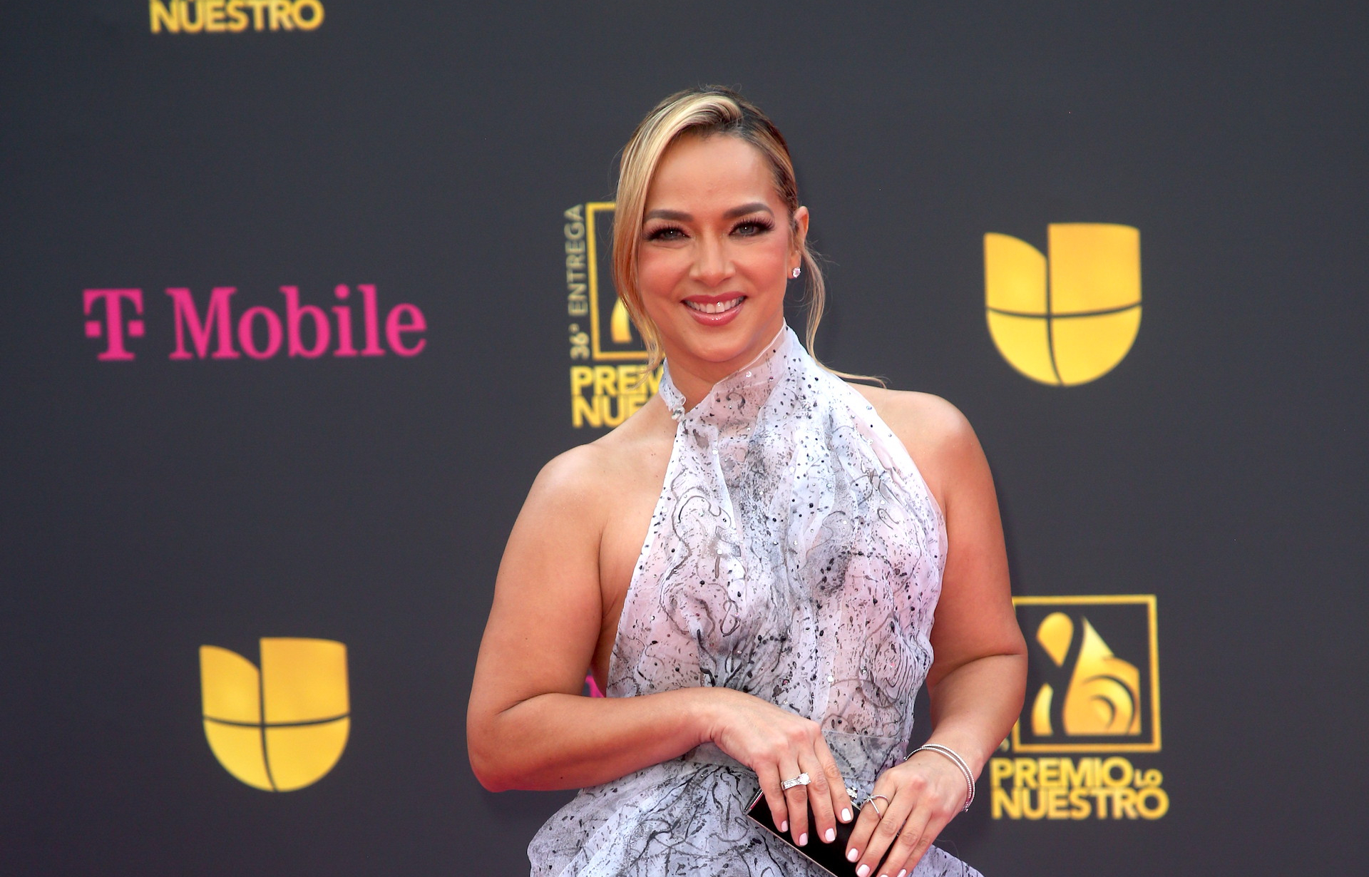 Adamari López cuenta la historia detrás de su cambio de look - El Diario NY