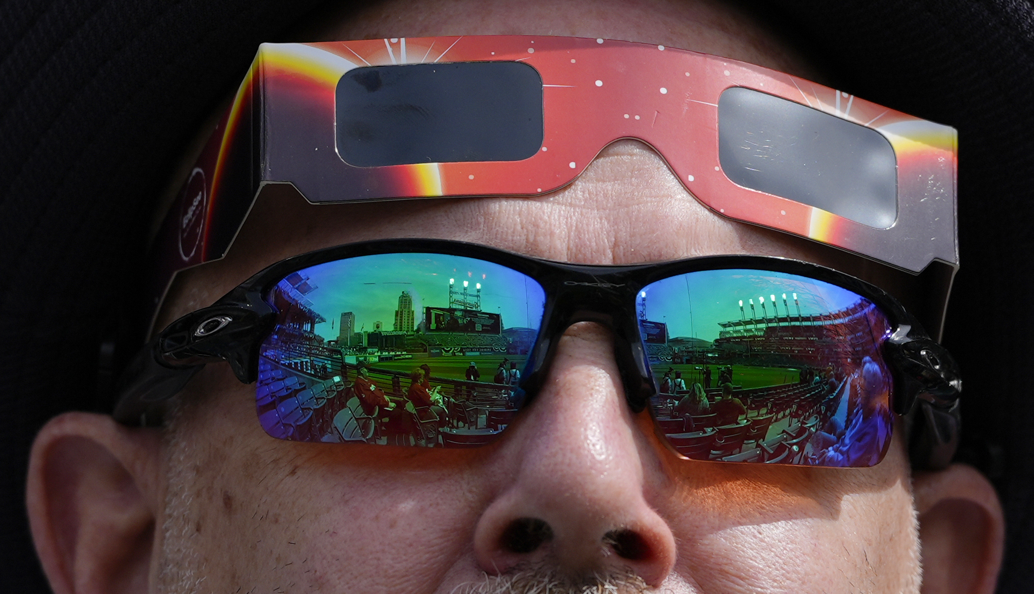 5 síntomas de que tu vista sufrió daños por el eclipse solar - El Diario NY