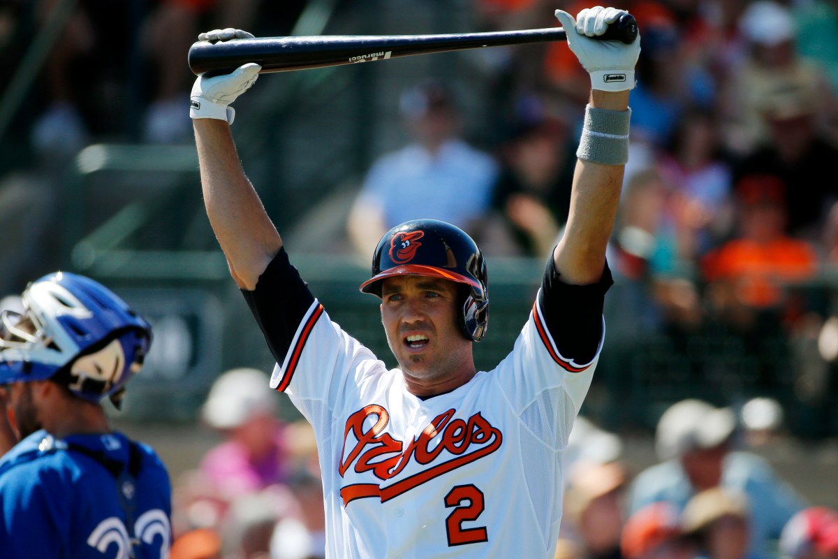 Vecinos de J.J. Hardy se quejan del caos que ha generado la ...