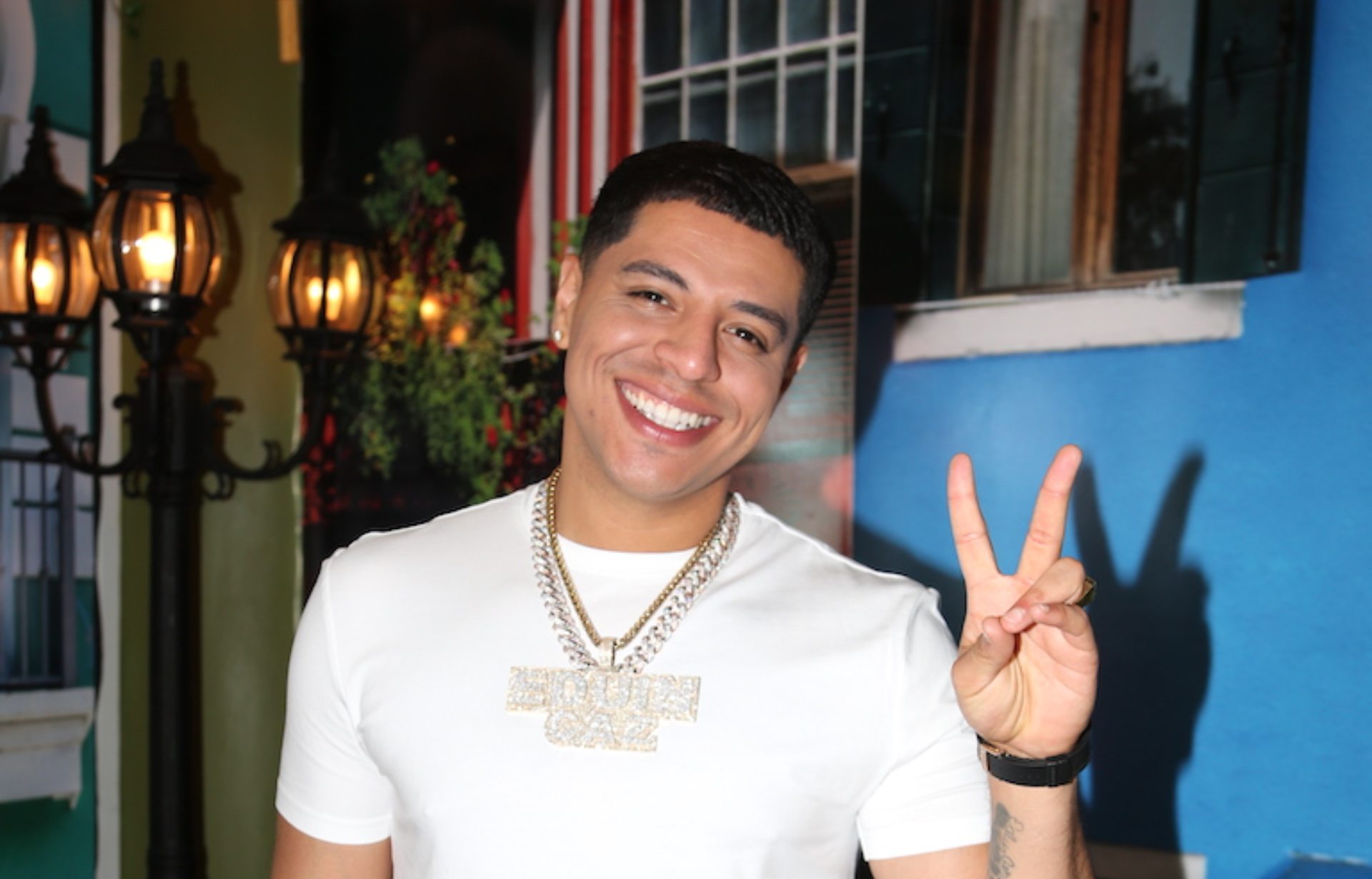 ¿Cuánto cuesta la nueva y lujosa cadena que se compró Eduin Caz? - El ...