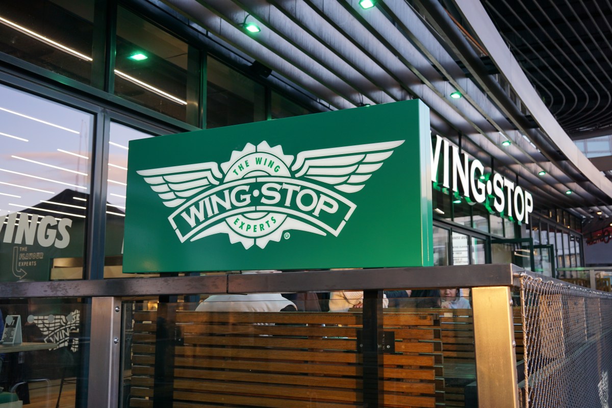 Repartidor de DoorDash se comió alitas de Wingstop de un cliente y le ...