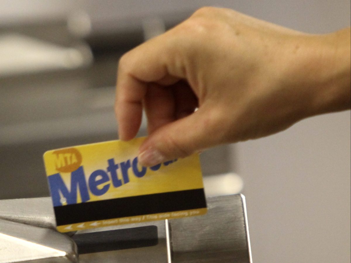 Neoyorquinos elegibles podrán obtener MetroCard con descuento de la MTA ...